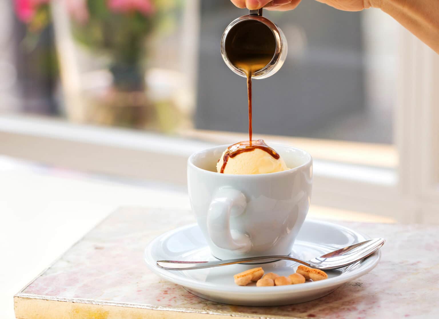 The perfect Affogato recipe by Segafredo | Espresso & Gelato coffee drink