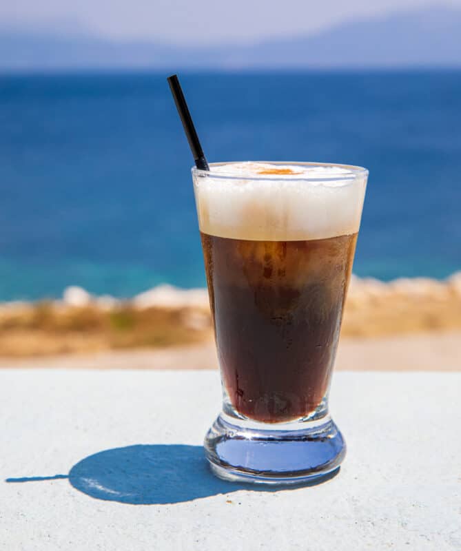 How to make the perfect Segafredo Iced Coffee? Plus with optional twists!